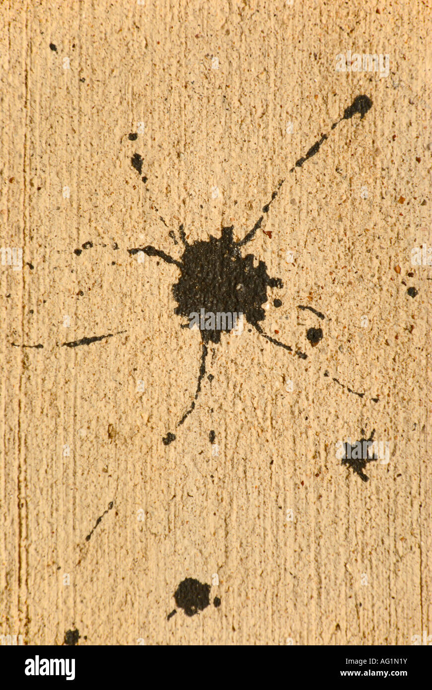 Splatter of paint on pavement hi-res stock photography and images - Alamy