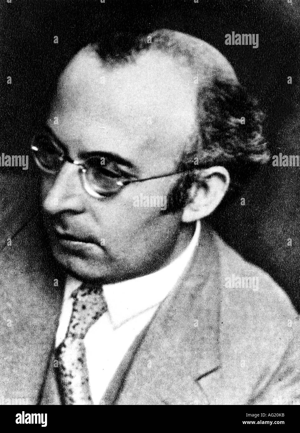 Arnold zweig hi-res stock photography and images - Alamy