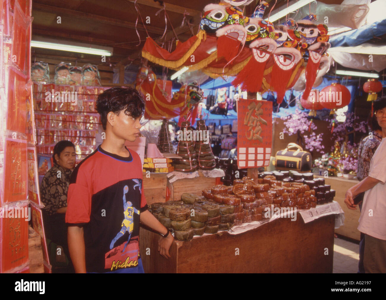 Glodok chinatown hi-res stock photography and images - Alamy