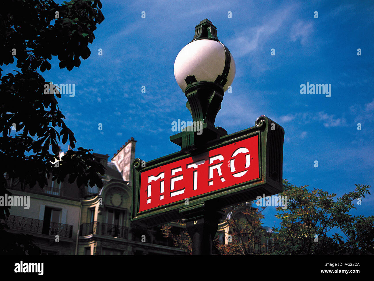 Paris Metro Logo High Resolution Stock Photography and Images - Alamy