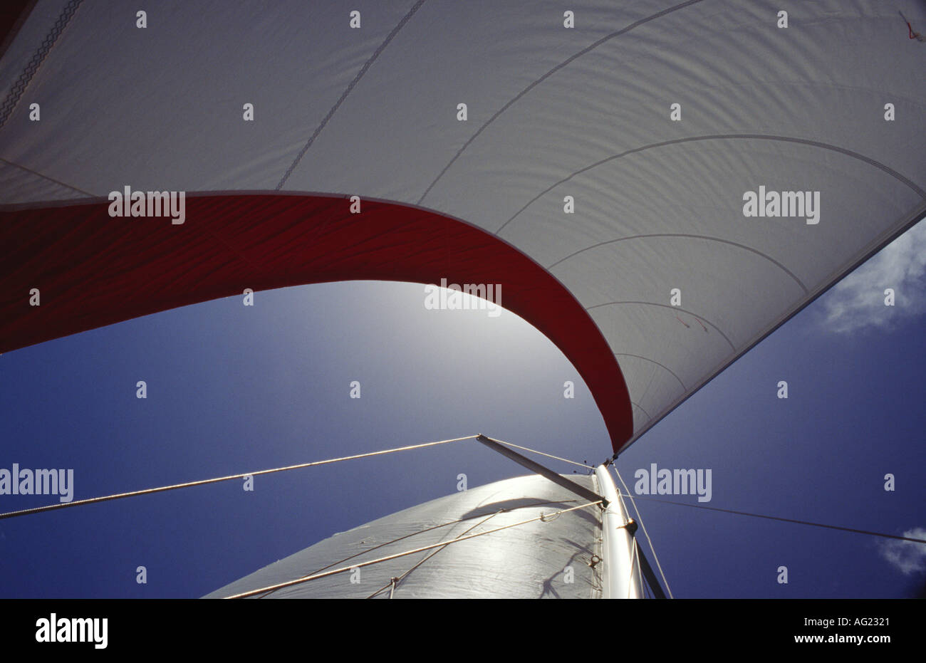 View up mast of Bermudan rig sailing boat Stock Photo - Alamy
