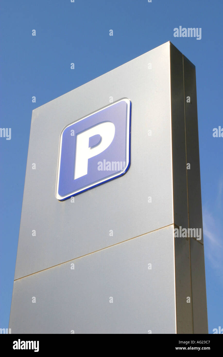 Sign for an underground parking lot Stock Photo - Alamy
