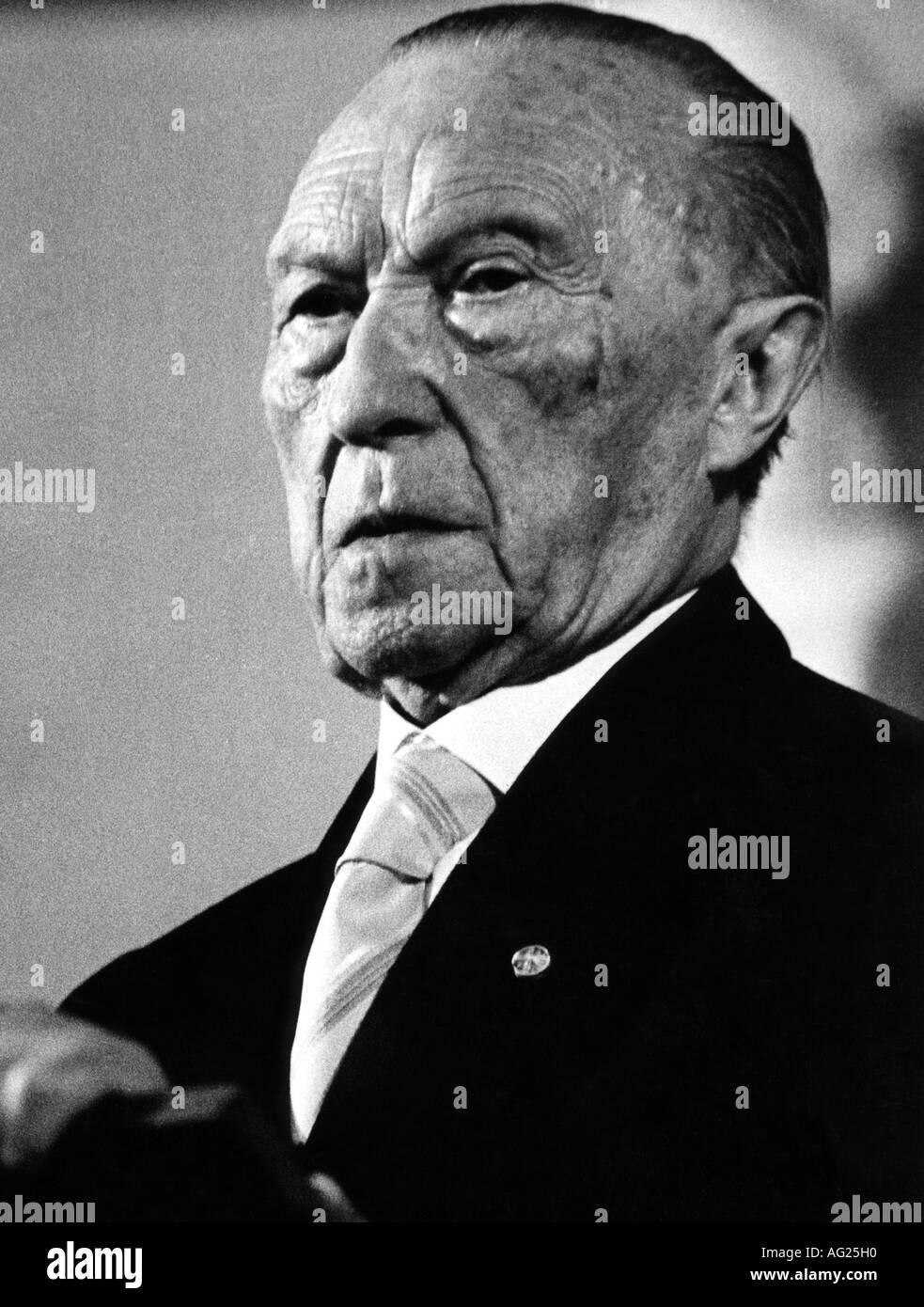 Portrait of konrad adenauer 1876 1967 cdu hi-res stock photography and ...