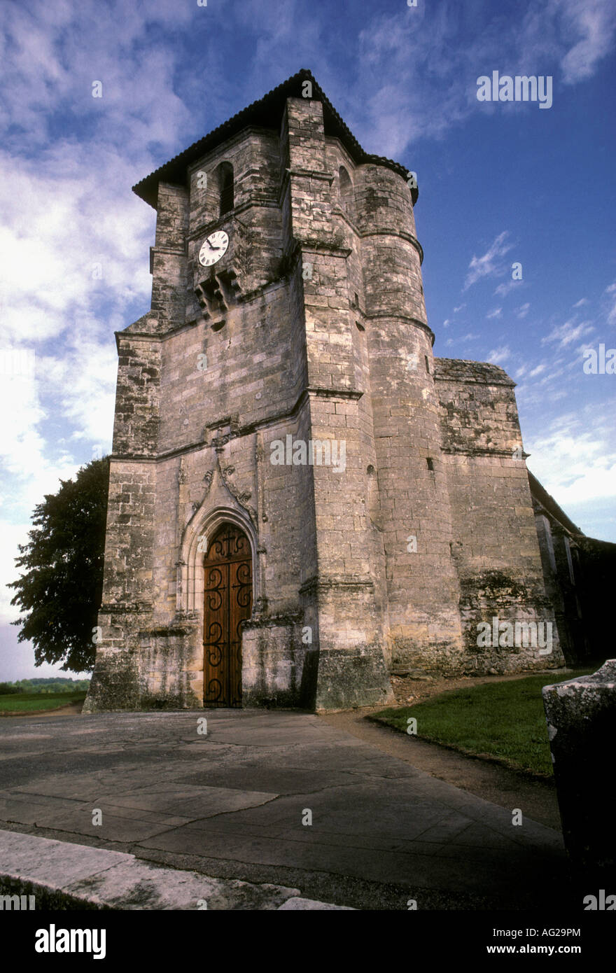 Saint Martin Church, Eglise San Martin, Catholic church, church, Roman ...