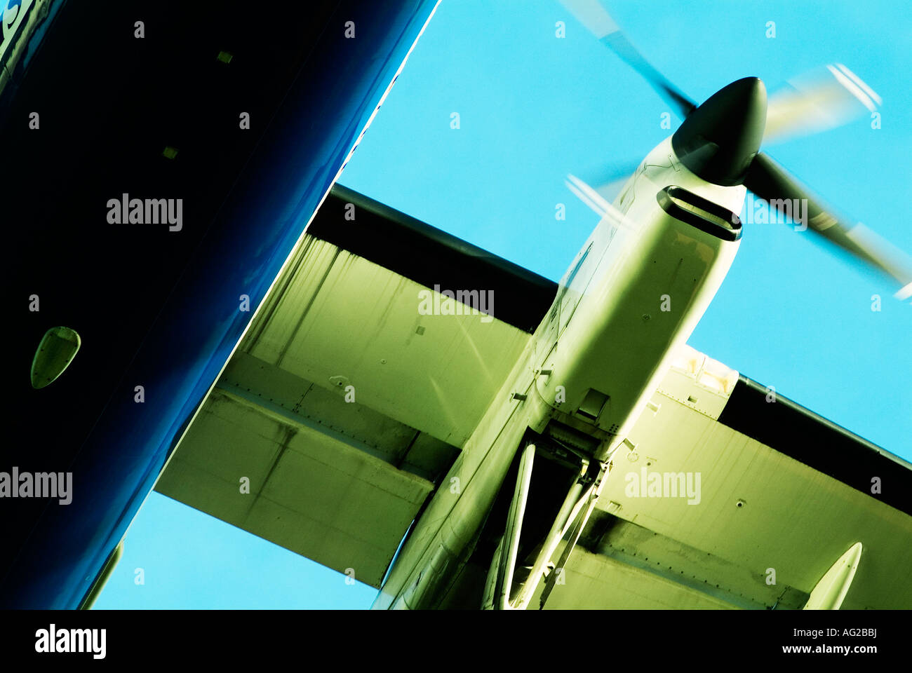 De Havilland Dash 8 British Airways propeller detail Stock Photo - Alamy