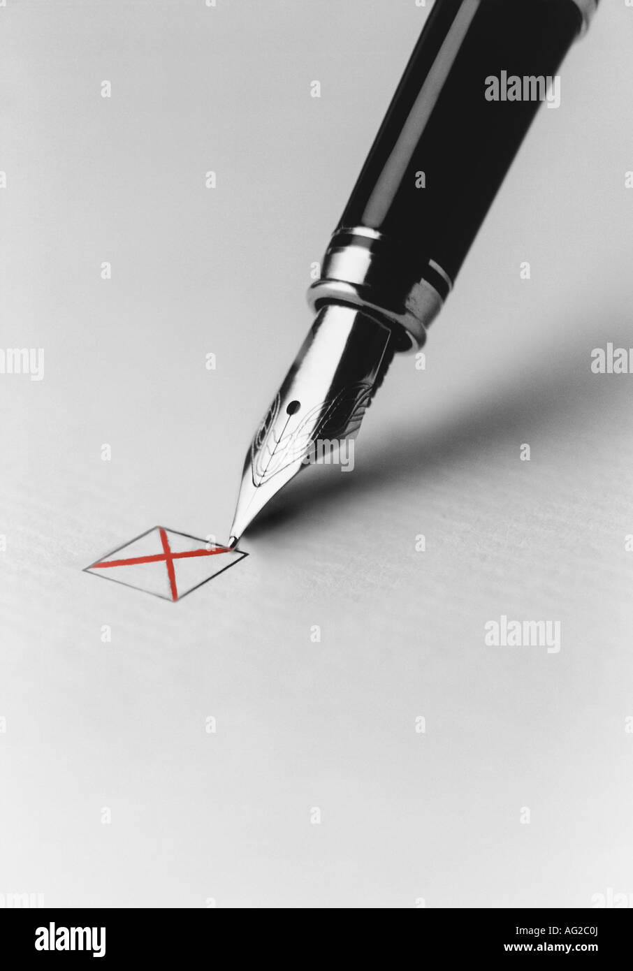 Pen Checking Box Stock Photo - Alamy