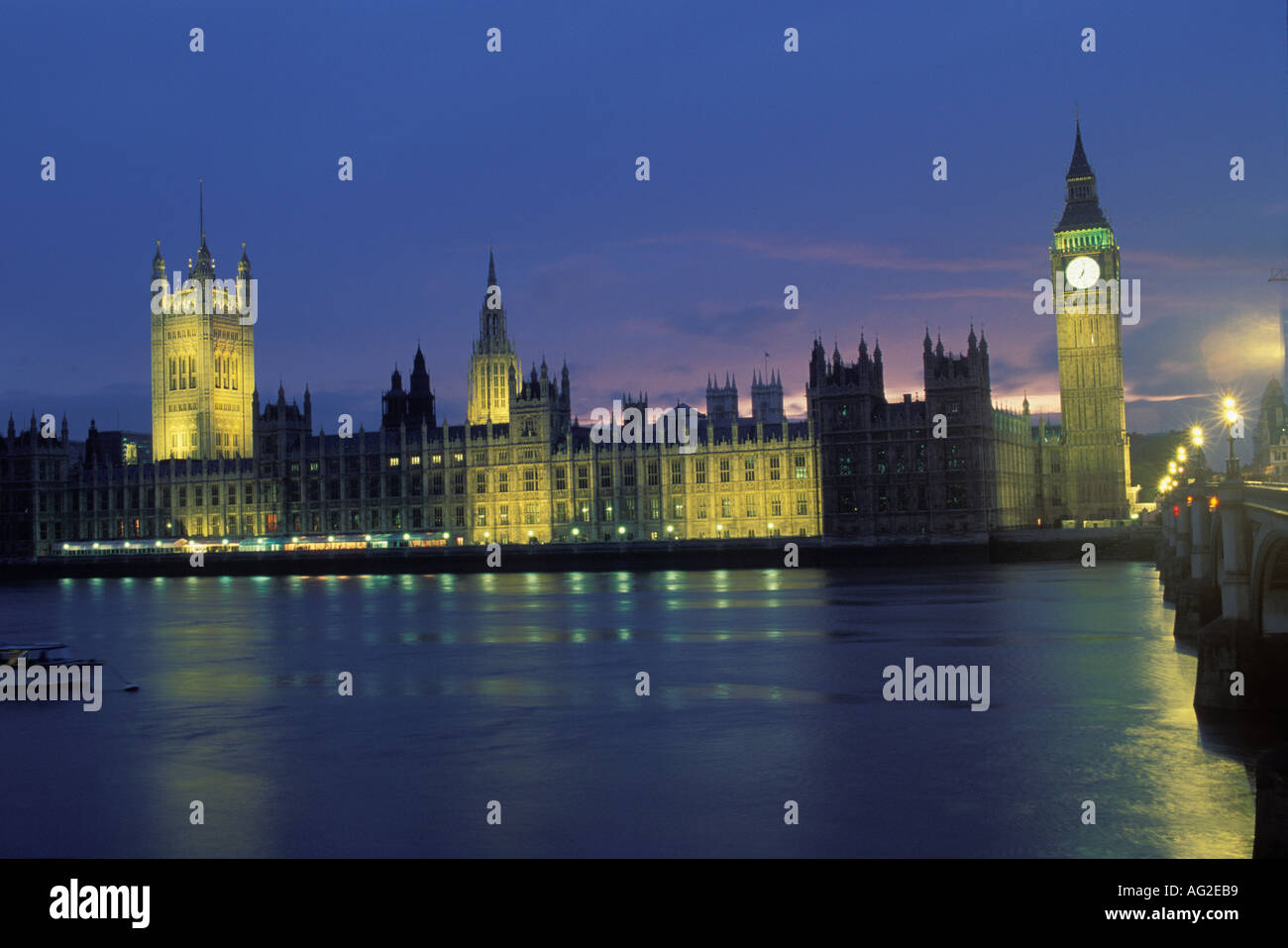 UK England London Big Ben Parliament building at night Stock Photo - Alamy