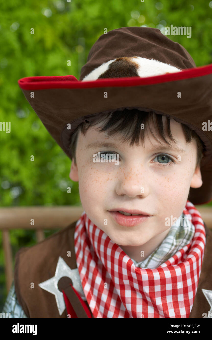 Boy wearing cowboy costume hi-res stock photography and images - Alamy