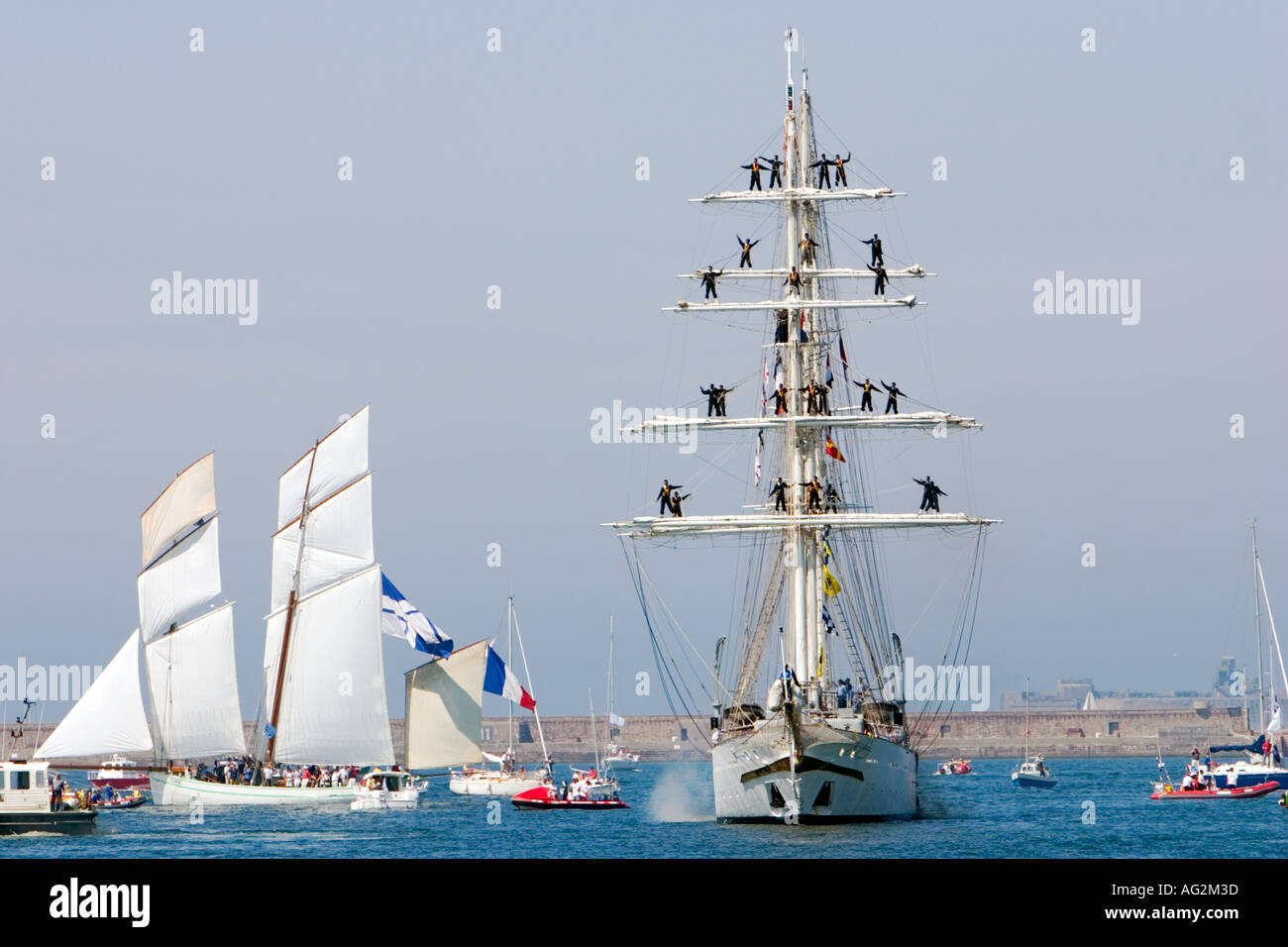 Indian Navy training ship Tarangini approaches Cherbourg Cherborg ...