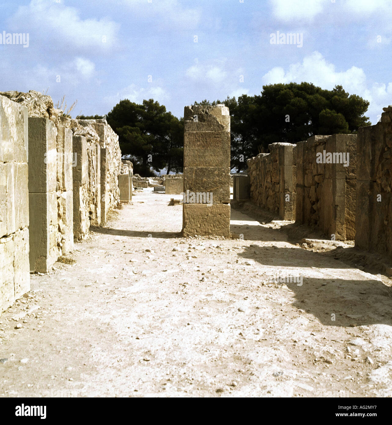 travel /geography, Greece, Crete, buildings, palace of Phaistos, aisle ...