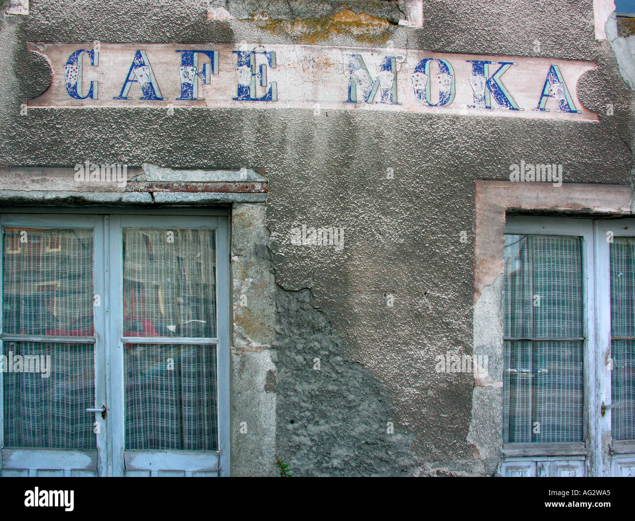 storefront of an old café cafe coffee house Stock Photo - Alamy