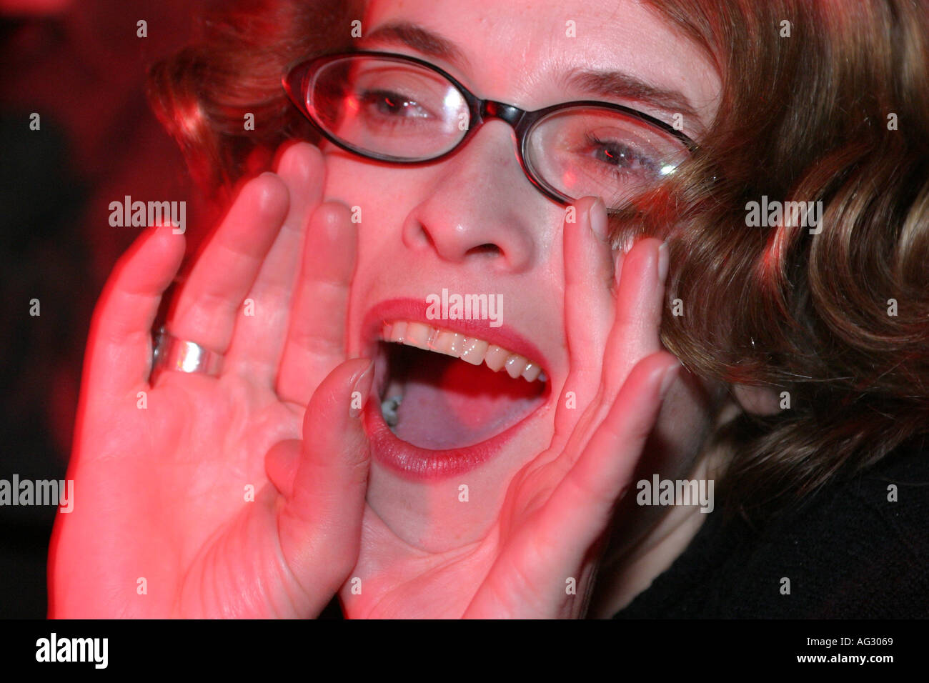 Groupie girl hi-res stock photography and images - Alamy