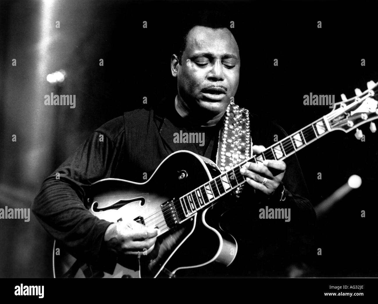 George benson jazz hi-res stock photography and images - Alamy