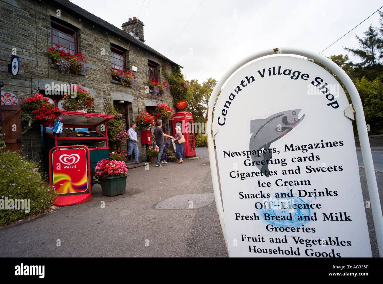 Small village shop wales hi-res stock photography and images - Alamy