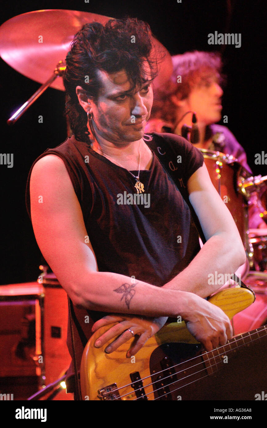 Richie Scarlet bass player with legendary American rock band Mountain ...