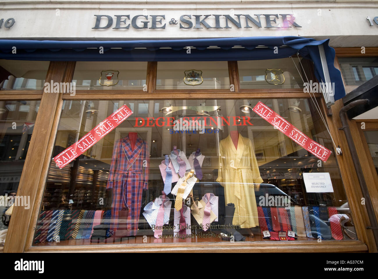 Skinner hi-res stock photography and images - Alamy