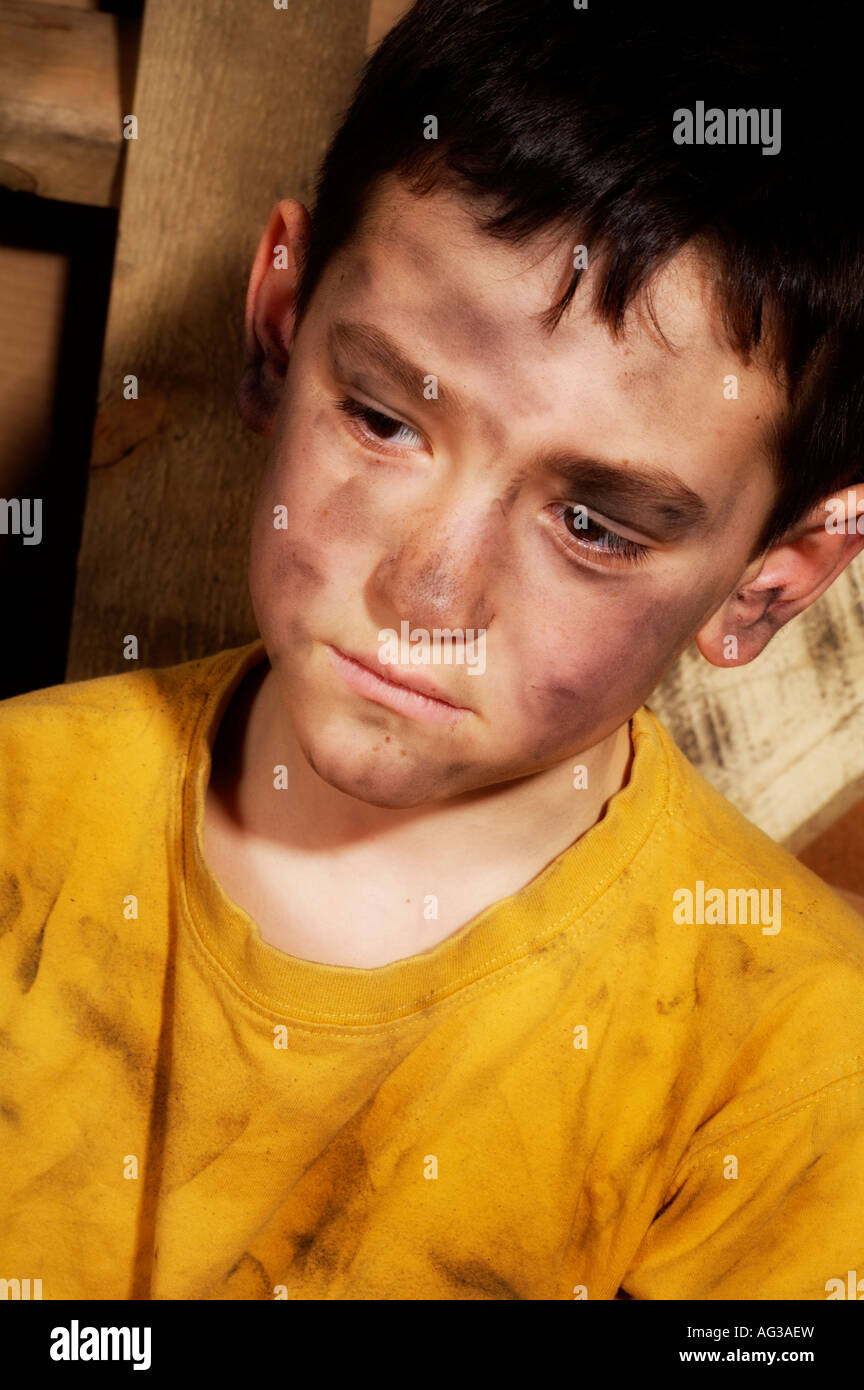 Impoverished boy hi-res stock photography and images - Alamy