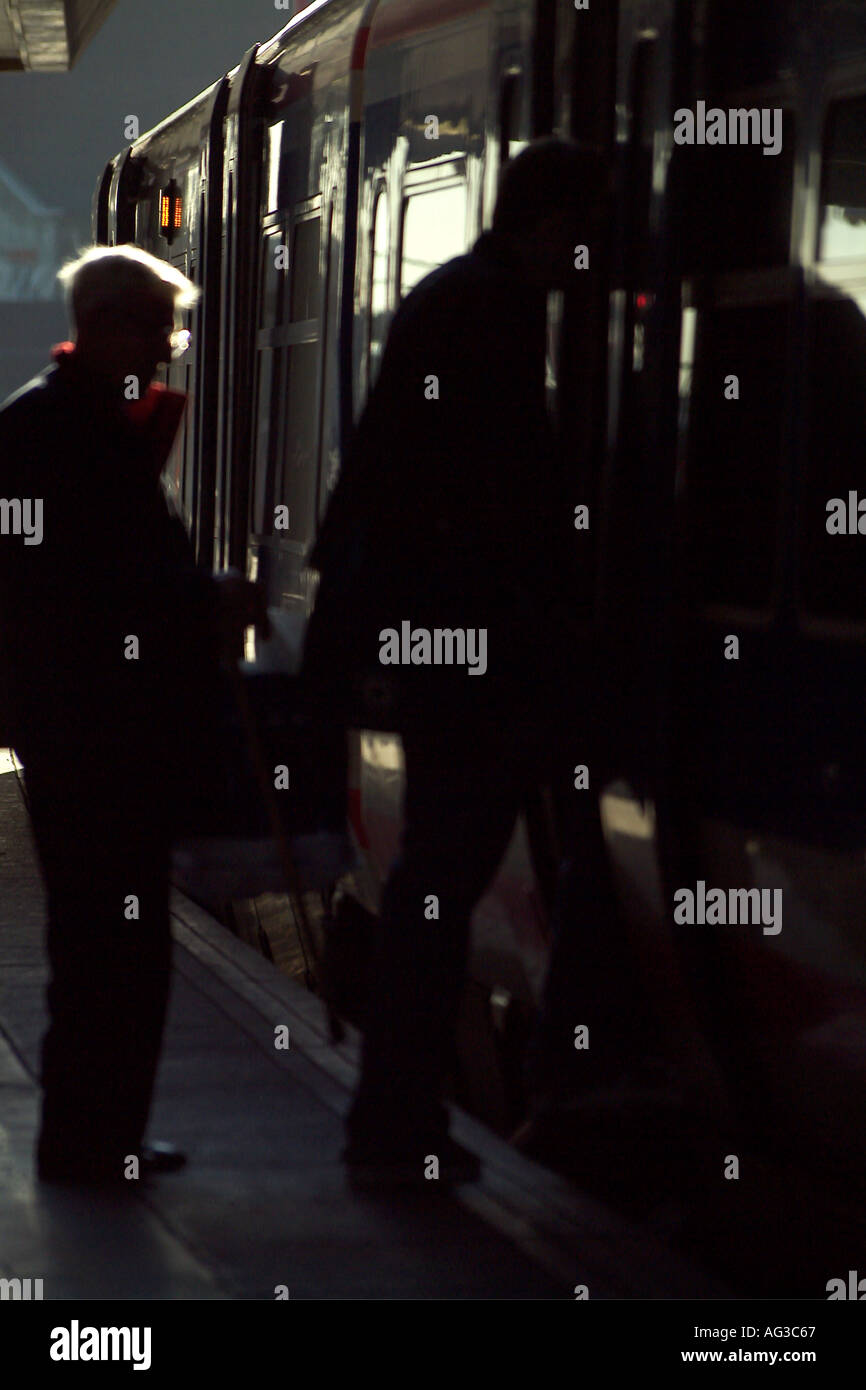 Commuter station 2003 hi-res stock photography and images - Alamy