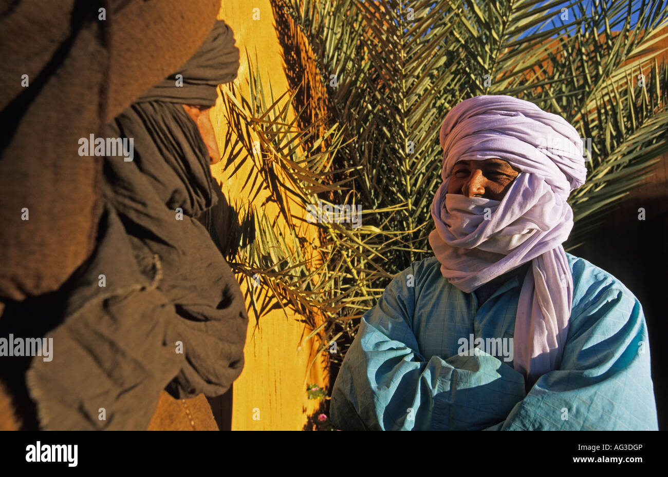 Algeria tamanrasset man tuareg tribe hi-res stock photography and ...