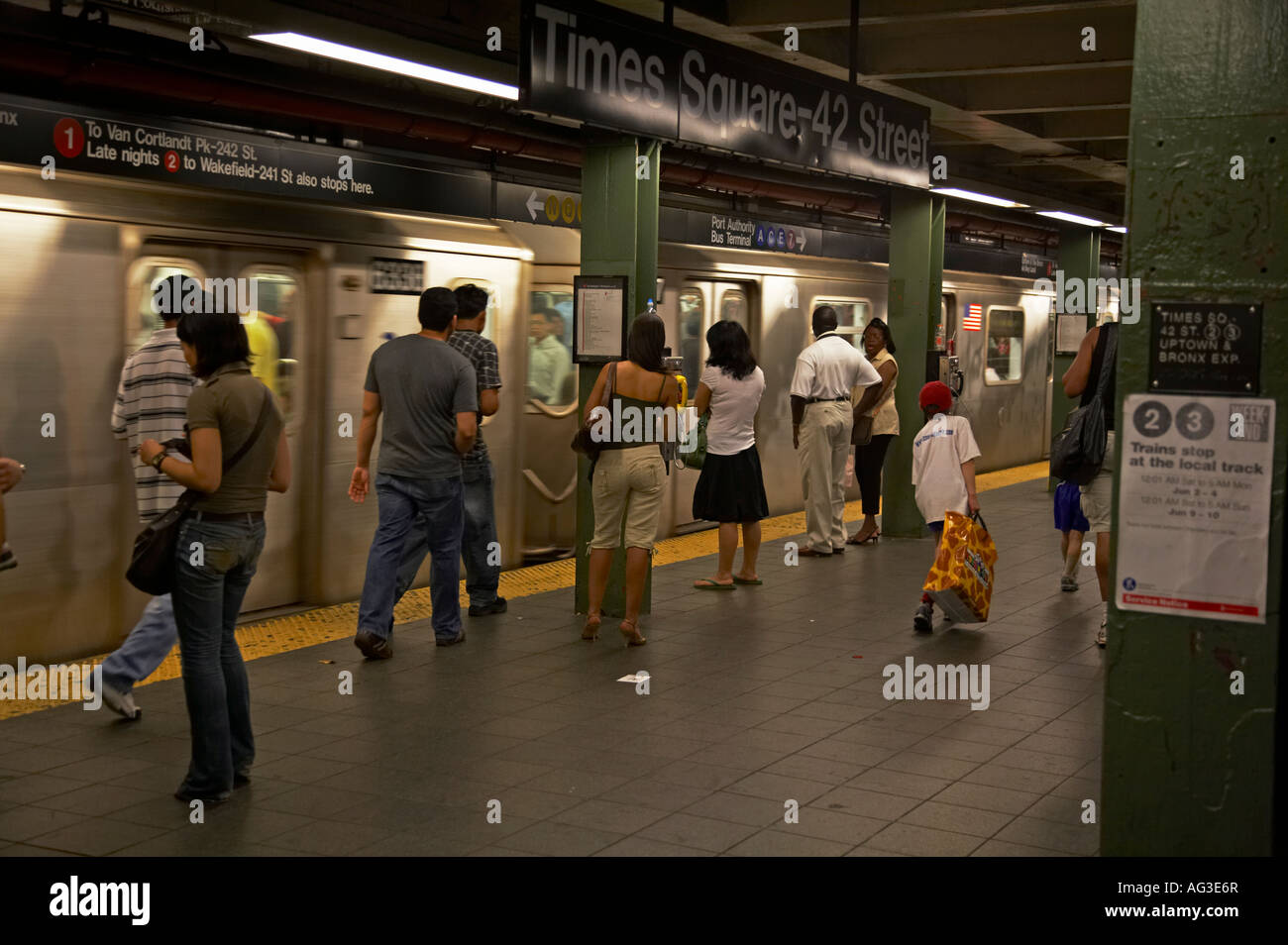 New York Subway, tube, rail Stock Photo - Alamy