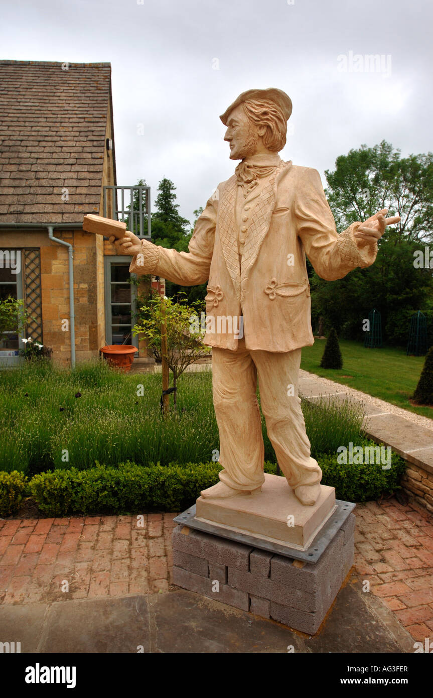 A STATUE OF WAGNER AT LONGBOROUGH FESTIVAL OPERA GLOUCESTERSHIRE UK ...