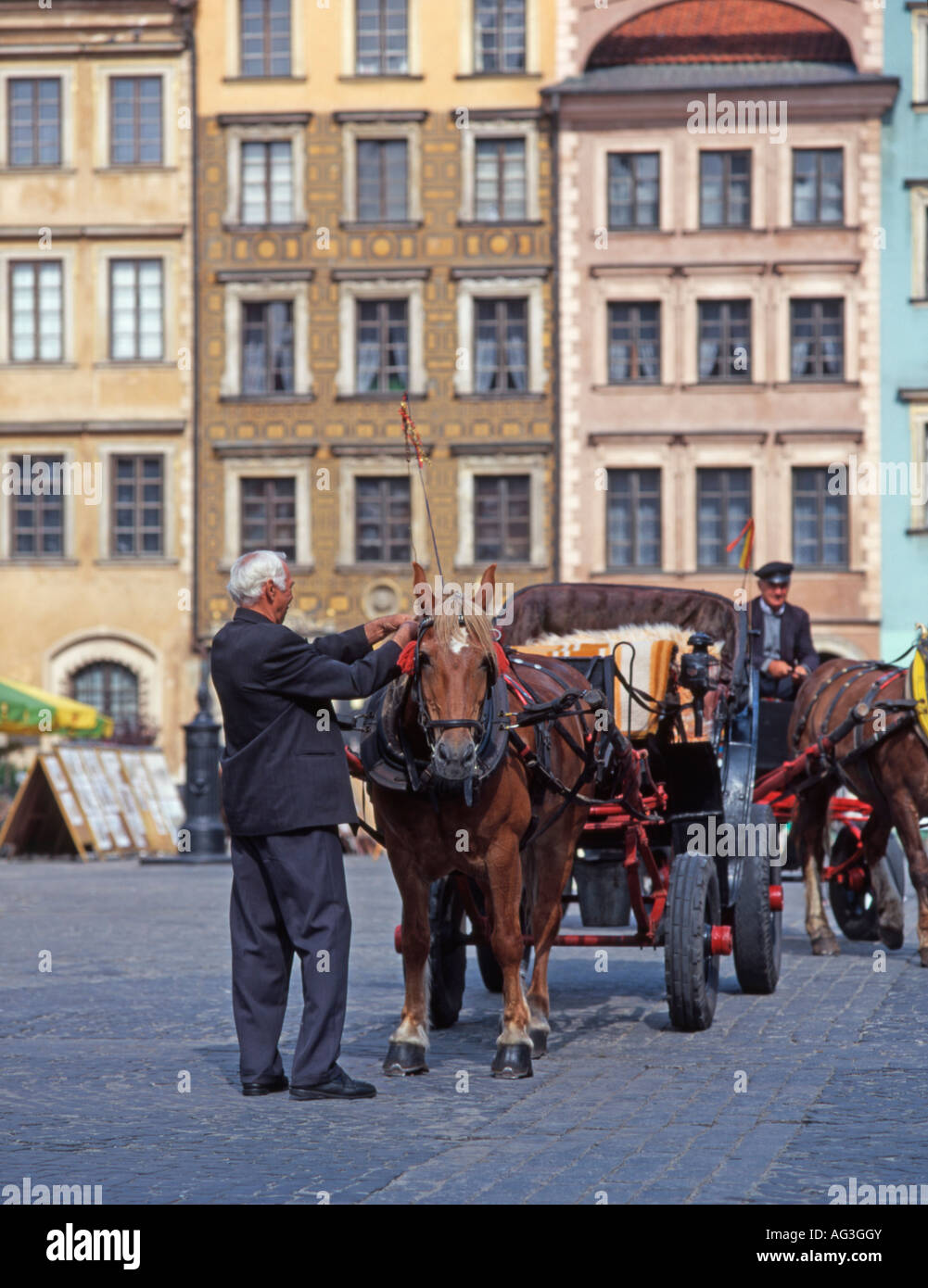 Man horse cart hi-res stock photography and images - Alamy