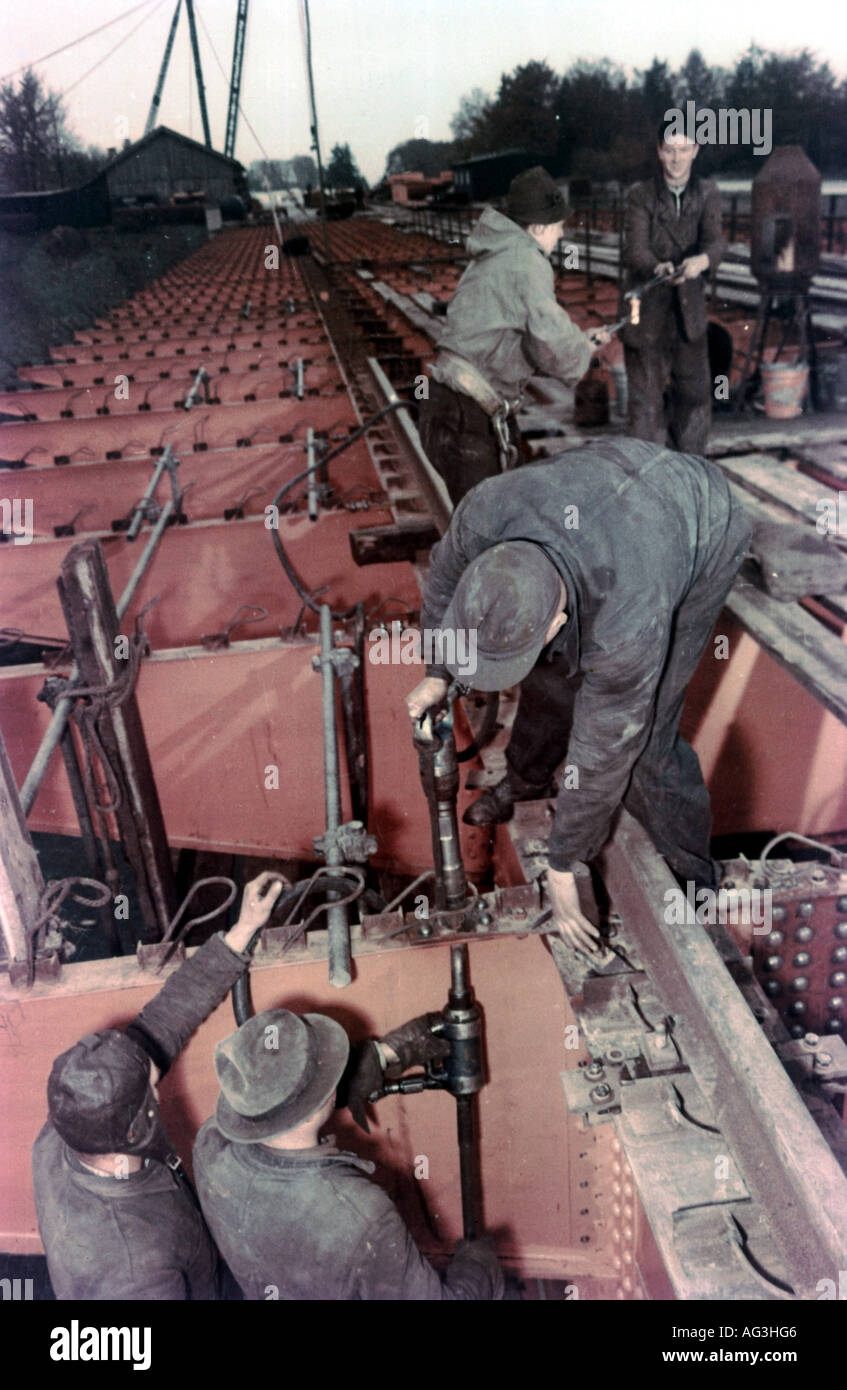 people, professions, steel building fitter, Germany, 1950s, profession ...