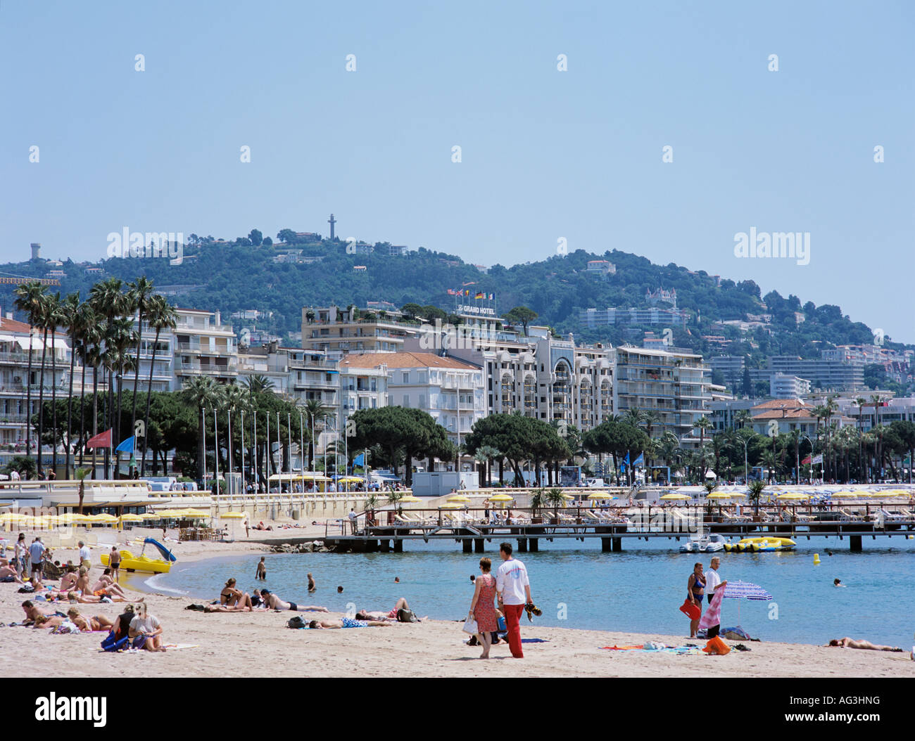 Cannes beach french riviera hi-res stock photography and images - Alamy