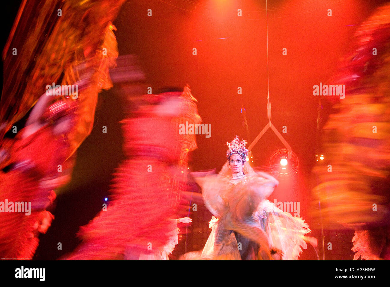 asian dancer acrobat cirque du soleil, Dralion Stock Photo - Alamy