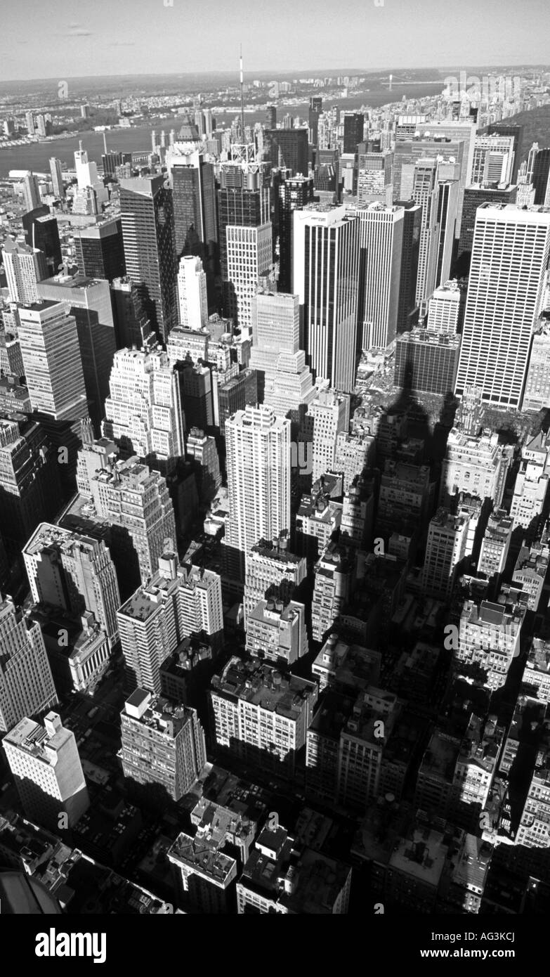 Shadow of the Empire State Building Stock Photo - Alamy