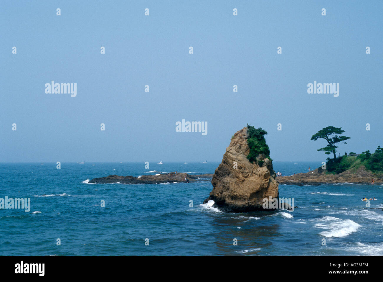 Hayama beach hi-res stock photography and images - Alamy