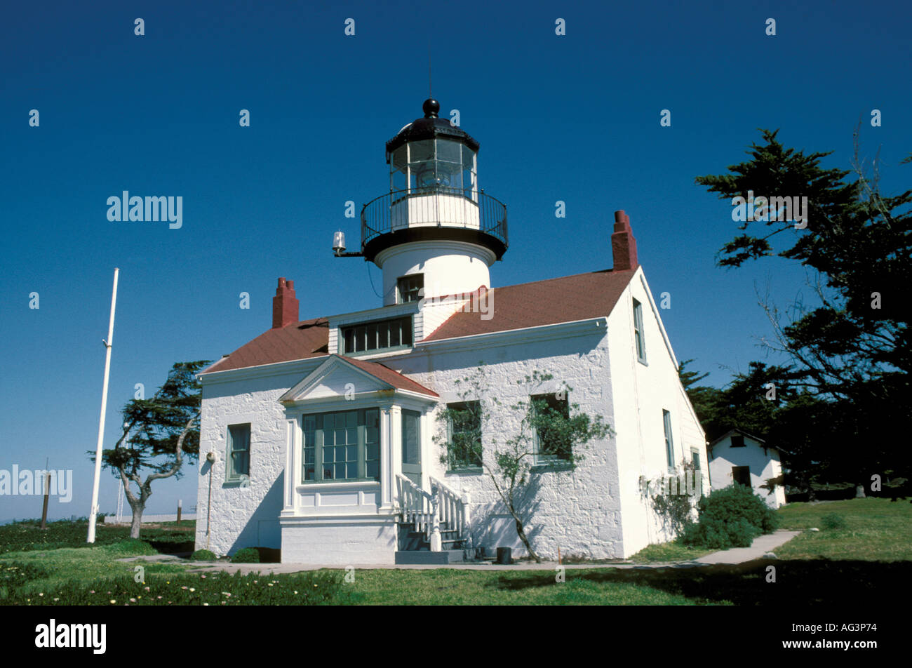 Pt pinos lighthouse hi-res stock photography and images - Alamy