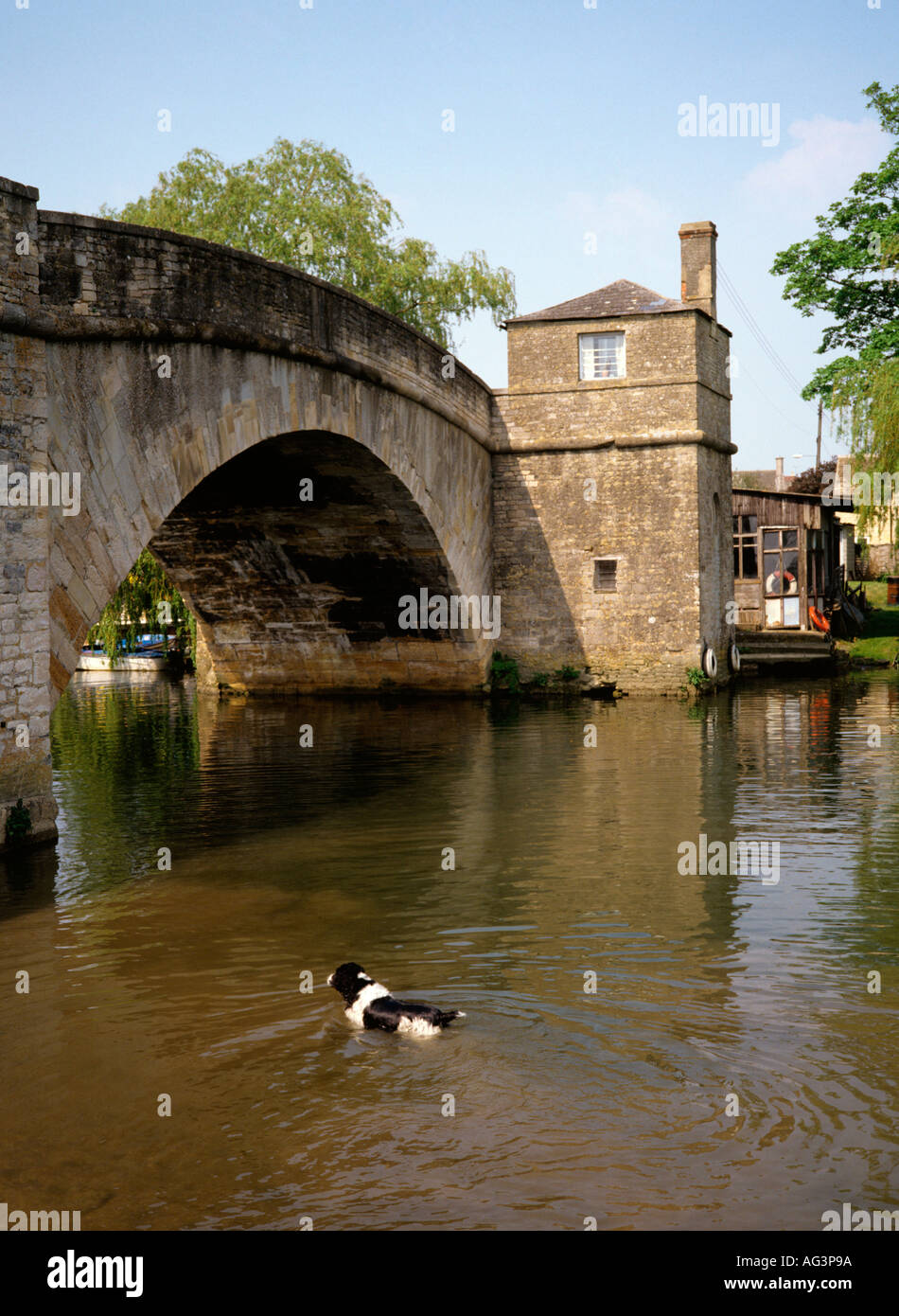 Half built bridge hi-res stock photography and images - Alamy