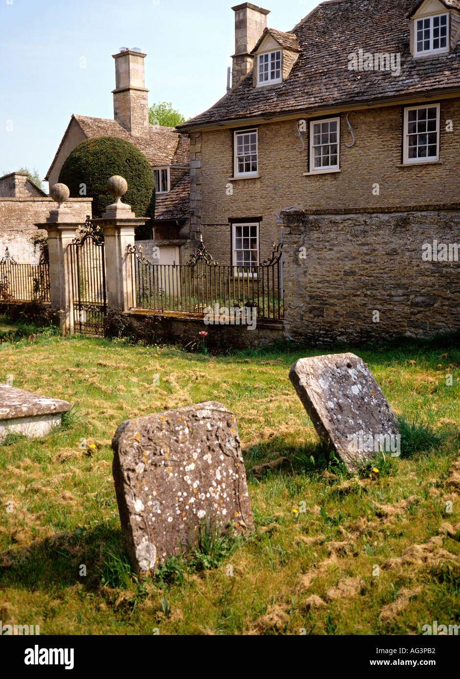 Lechlade history hi-res stock photography and images - Alamy