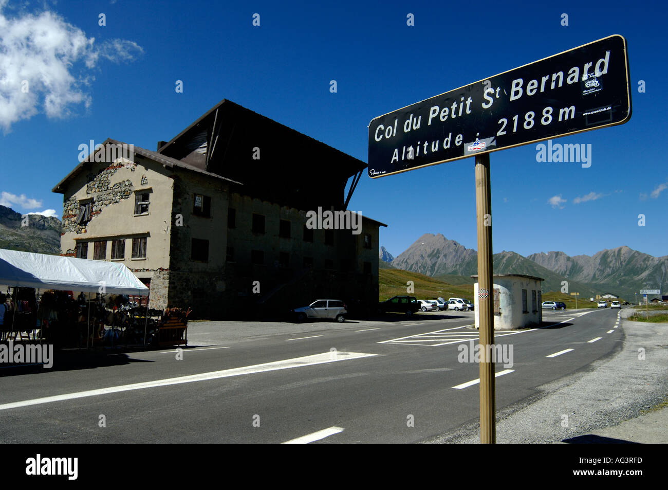 French italian alpine border hi-res stock photography and images - Alamy