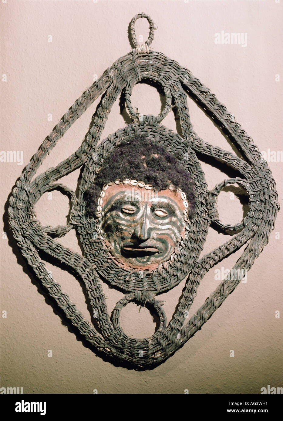 fine arts, eras, Papua New Guinea, cult mask, tortoise shell, cowries ...