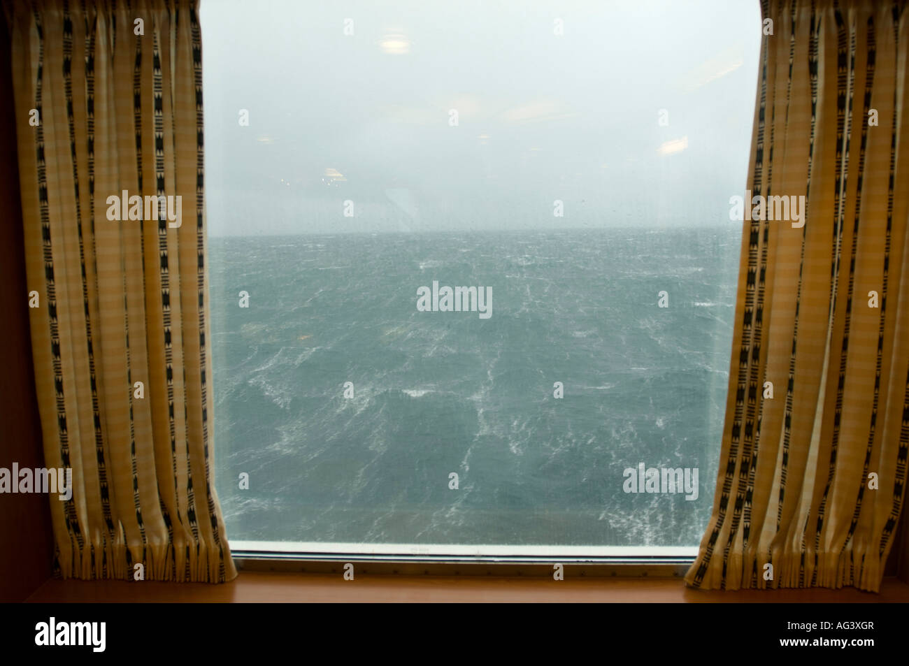 Rough seas wind rain hi-res stock photography and images - Alamy