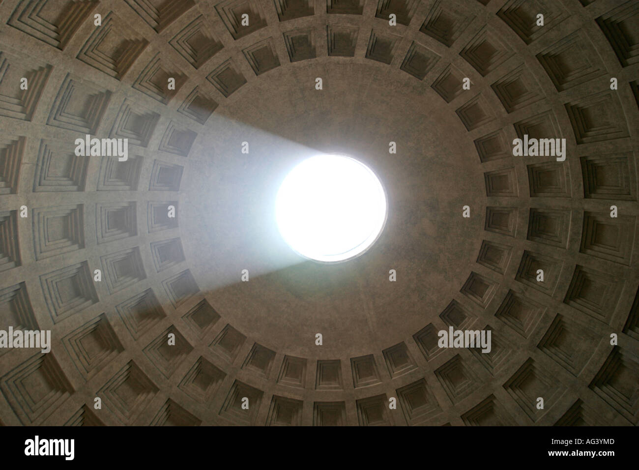 Pantheon dome light hi-res stock photography and images - Alamy