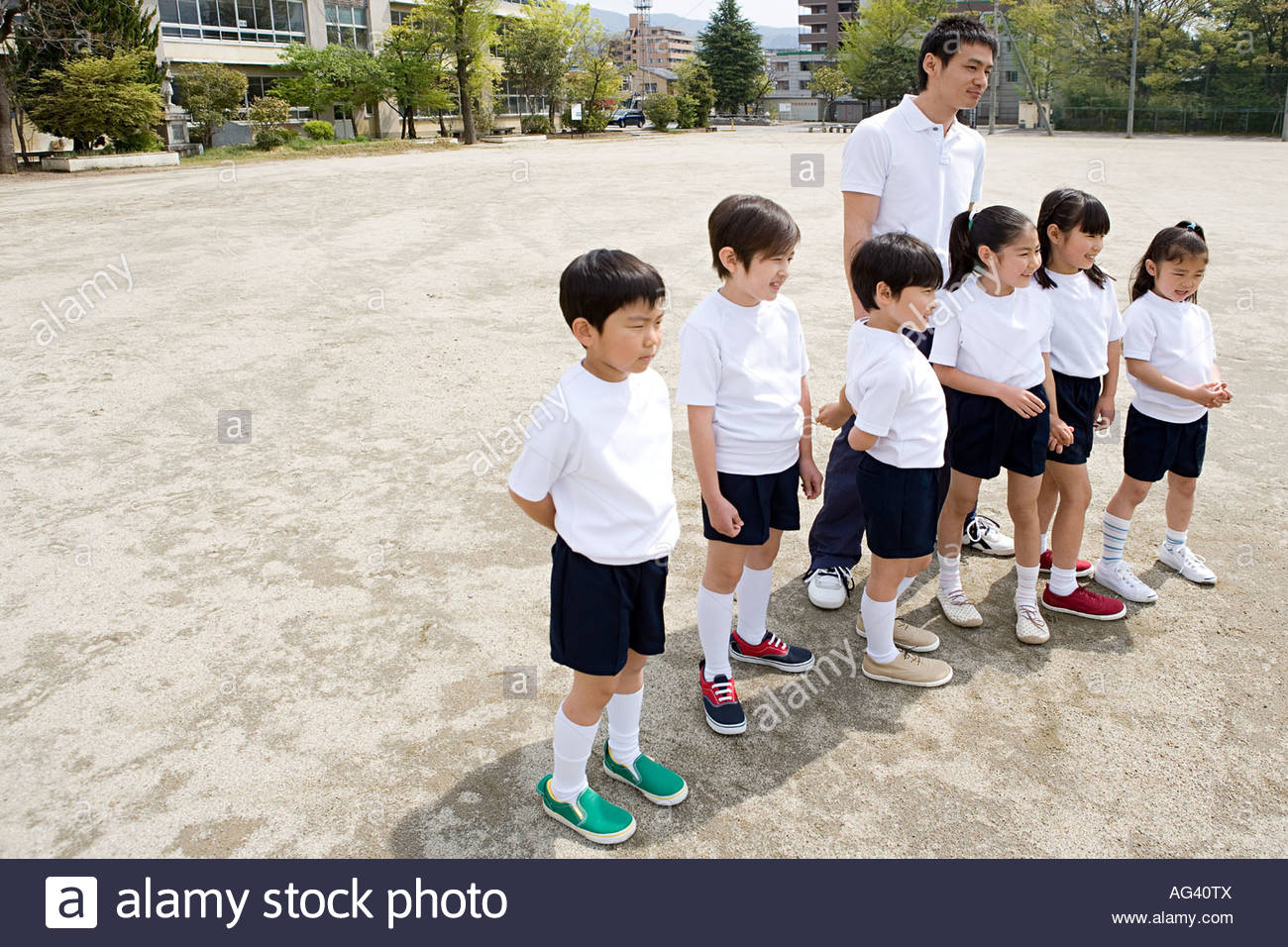 Japanese School Children Stock Photos & Japanese School Children Stock ...