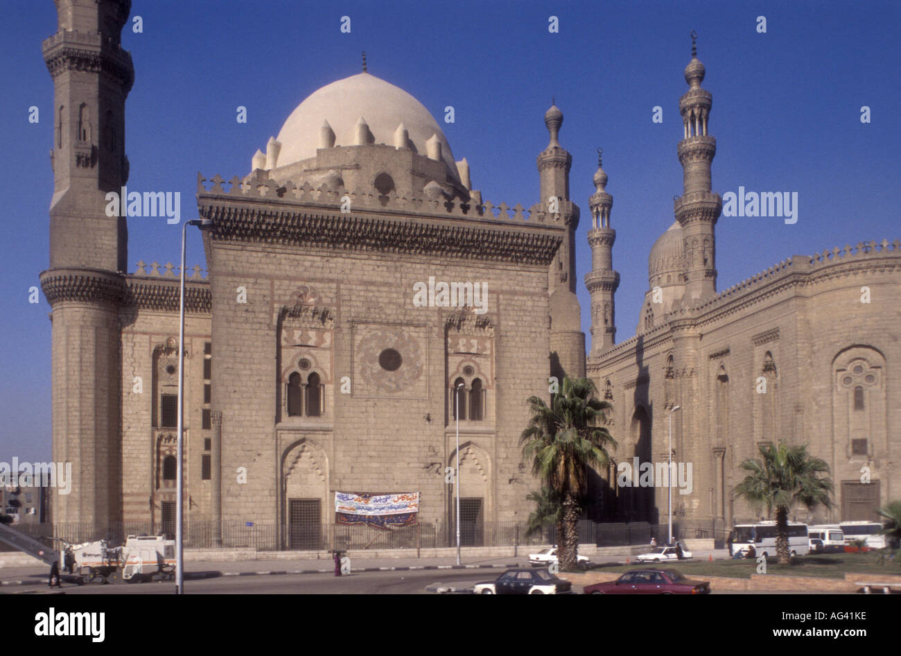 Exterior of the Sultan Hassan Mosque Cairo Egypt Stock Photo - Alamy