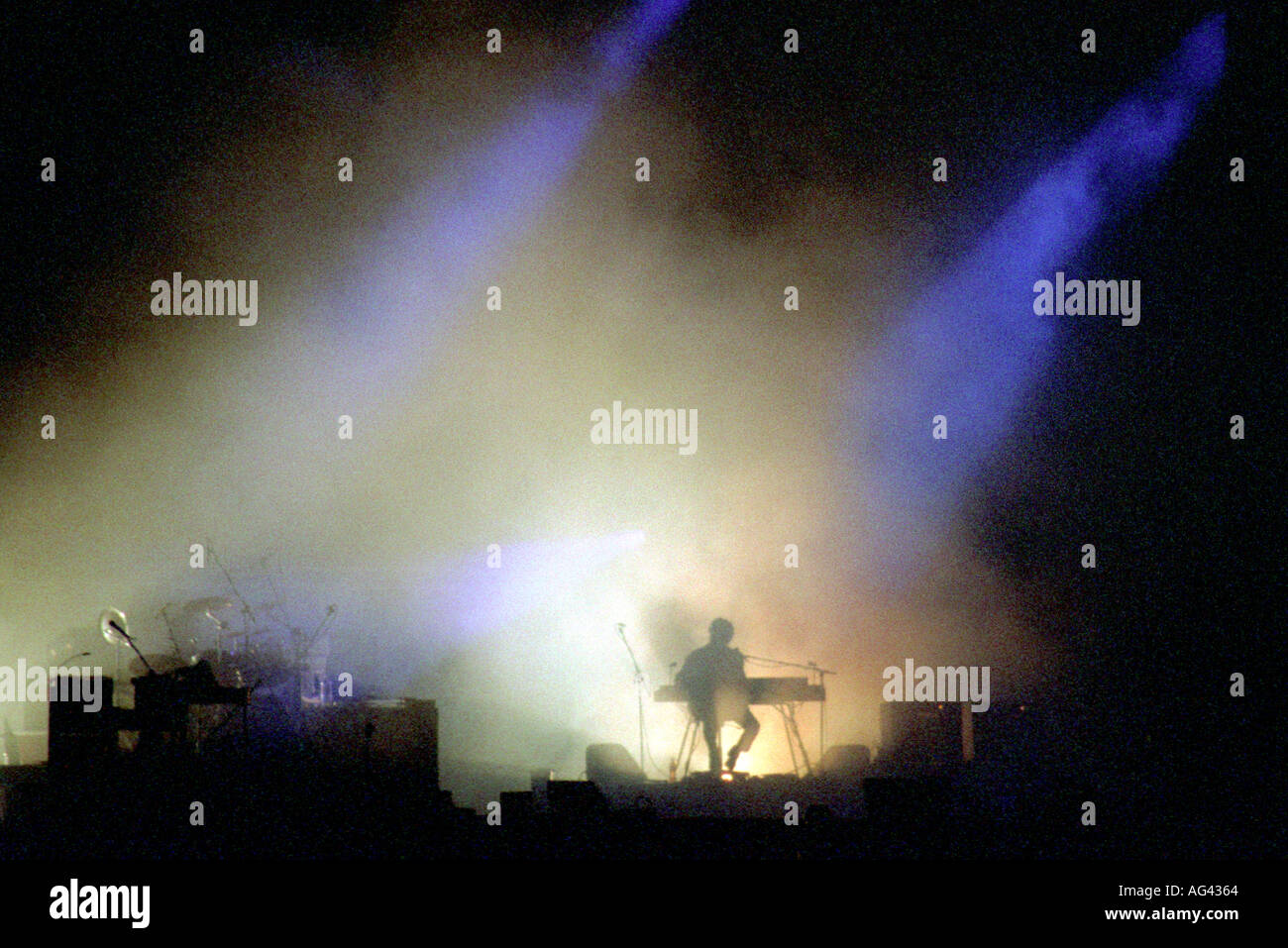 Peter gabriel rock musician hi-res stock photography and images - Alamy
