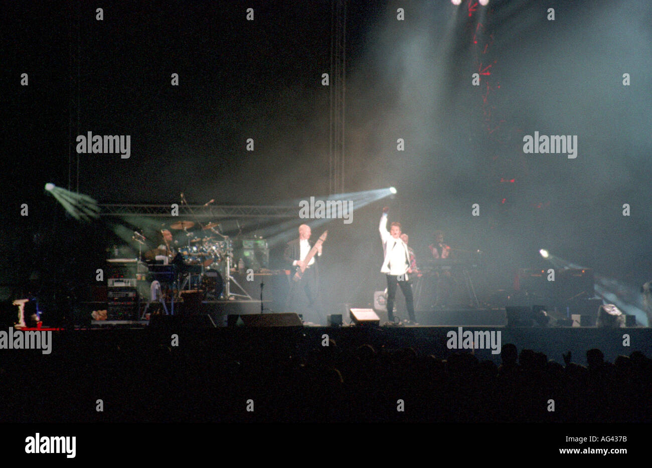 Peter gabriel rock musician hi-res stock photography and images - Alamy