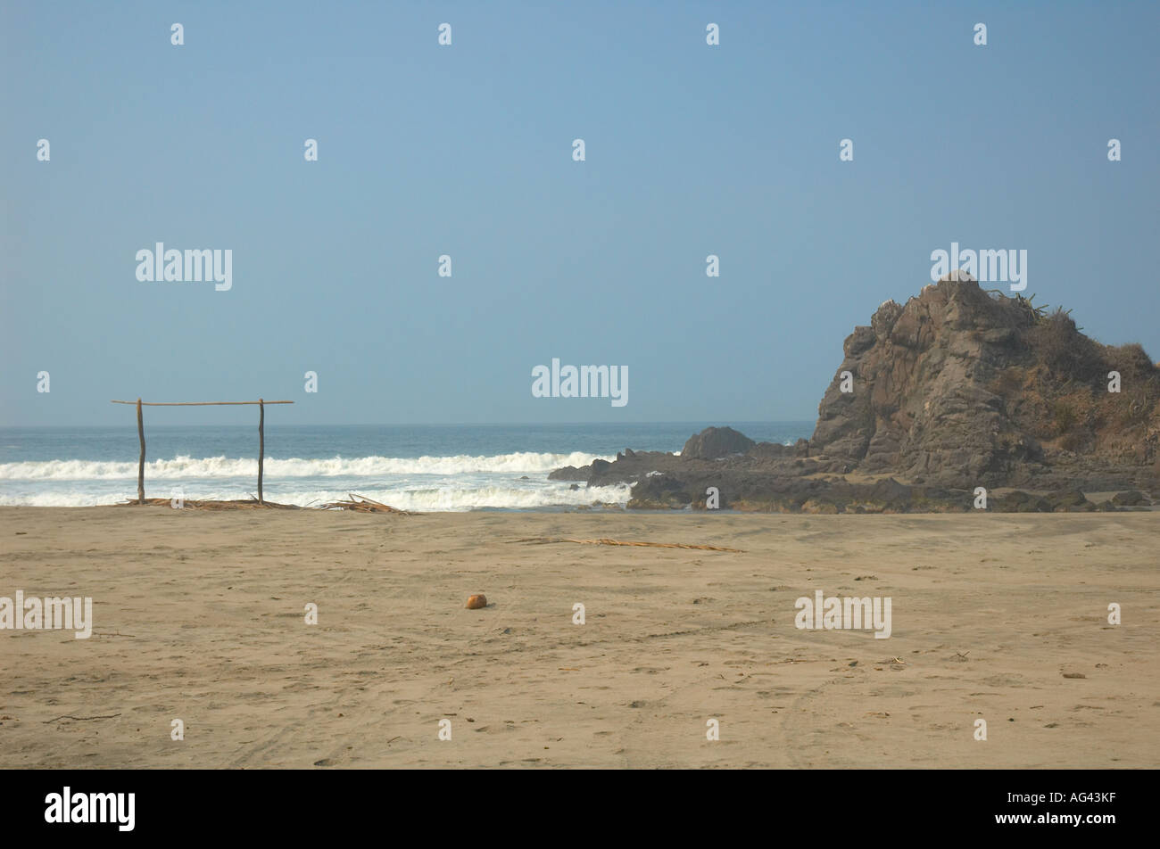 Michoacan coast hi-res stock photography and images - Alamy
