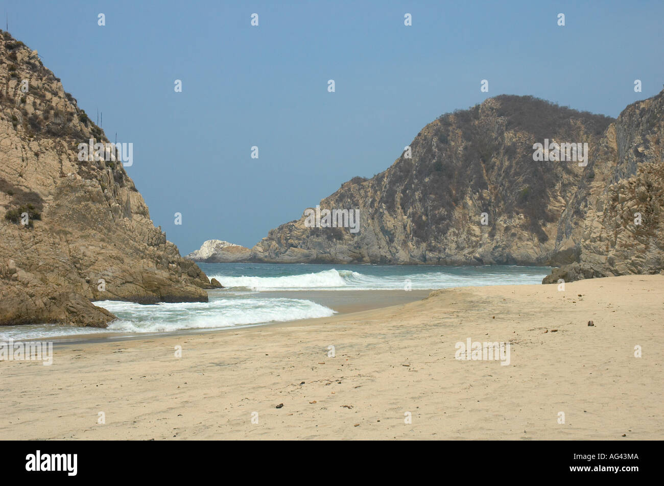 Michoacan coast hi-res stock photography and images - Alamy