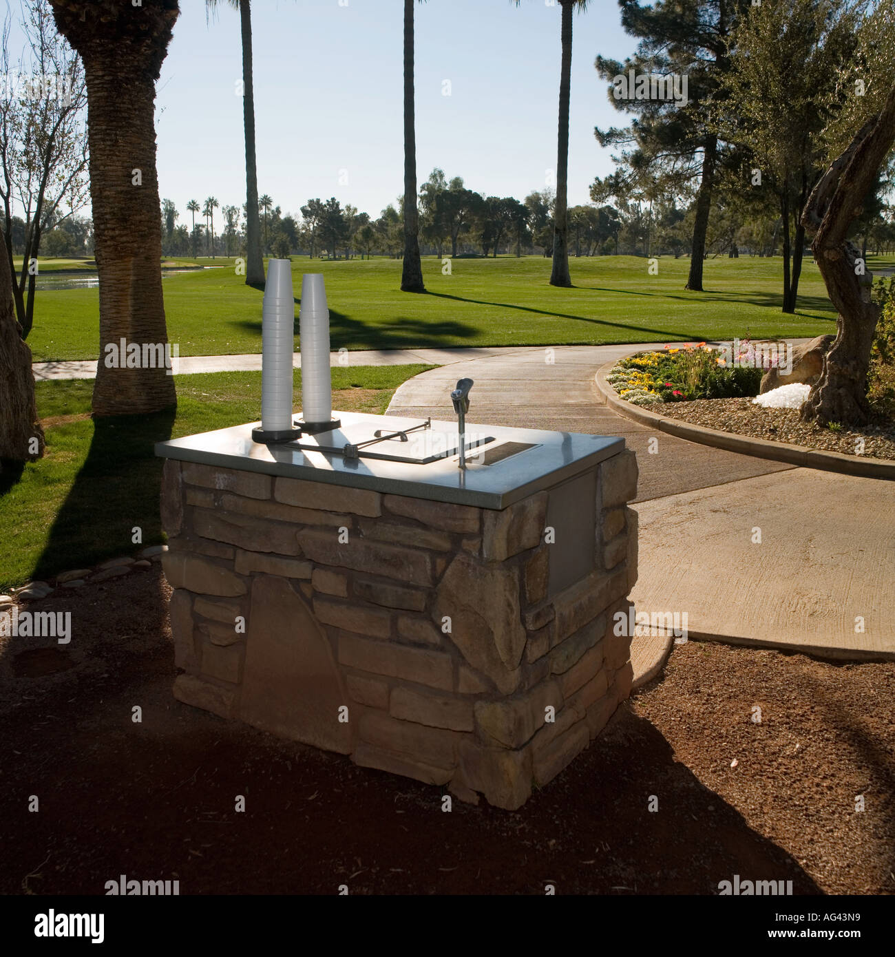 Pathway hi res hi-res stock photography and images - Alamy