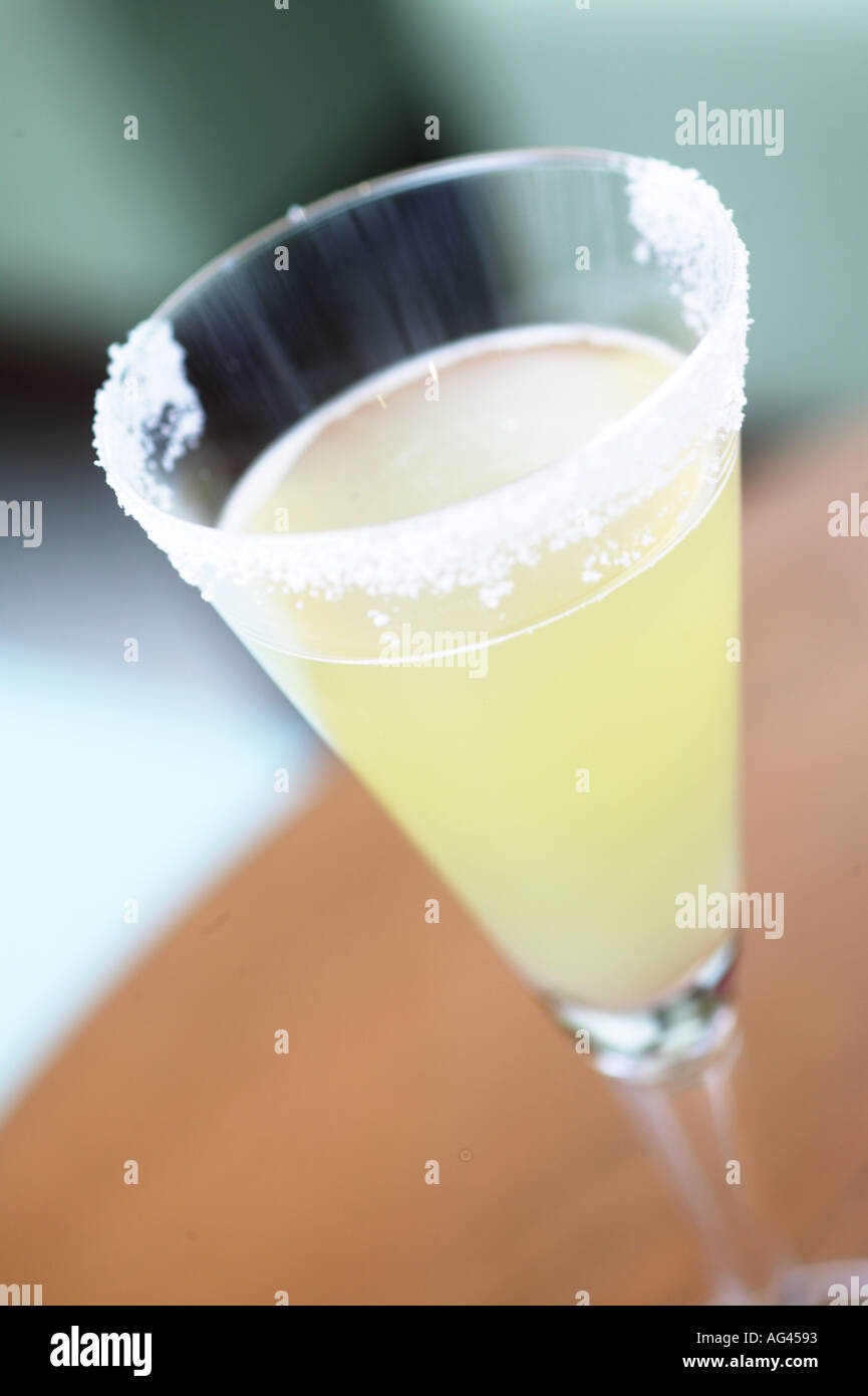 Margarita on a bar with a salt rim Stock Photo - Alamy