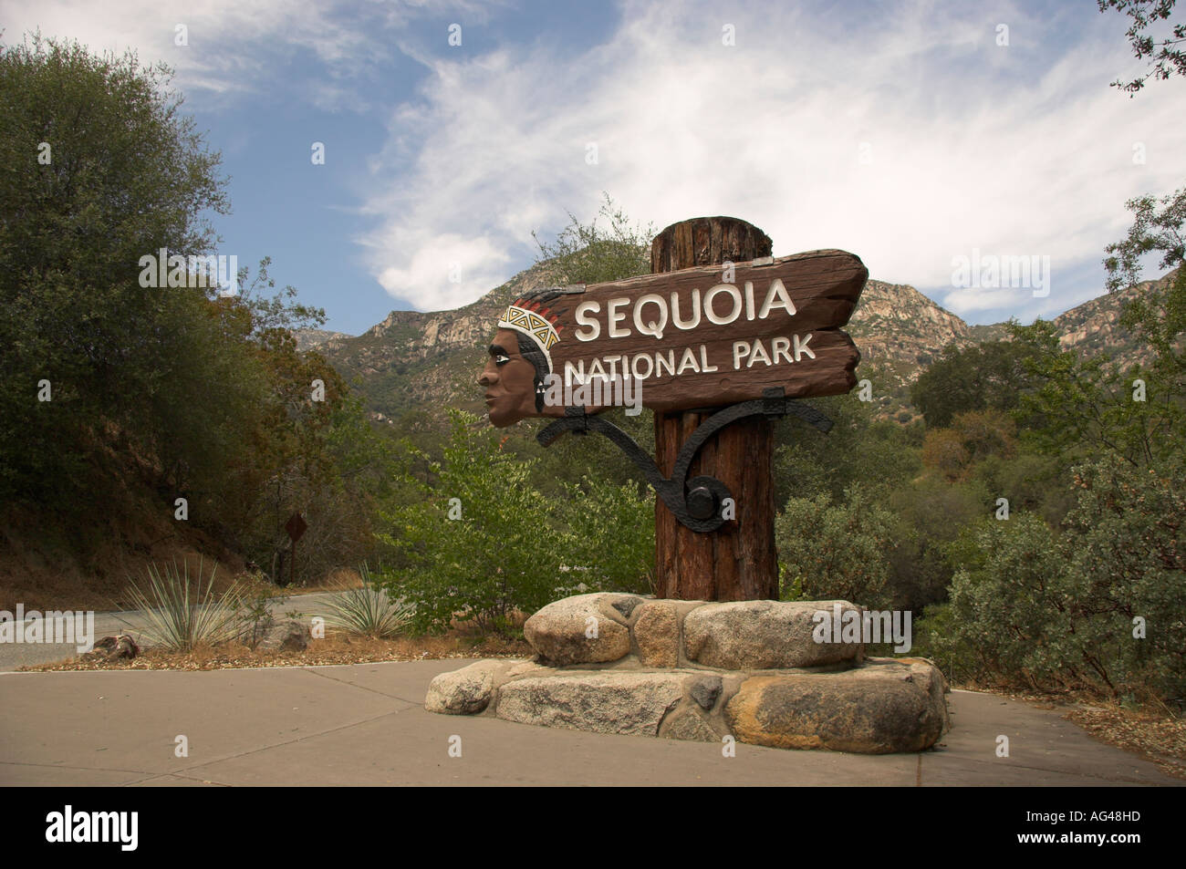 The ash mountain entrance sign hi-res stock photography and images - Alamy