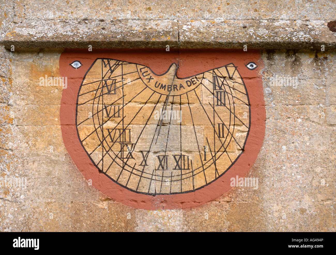 A UNIQUE SUNDIAL BEARING THE INSCRIPTION LUX UMBRA DEI Stock Photo - Alamy