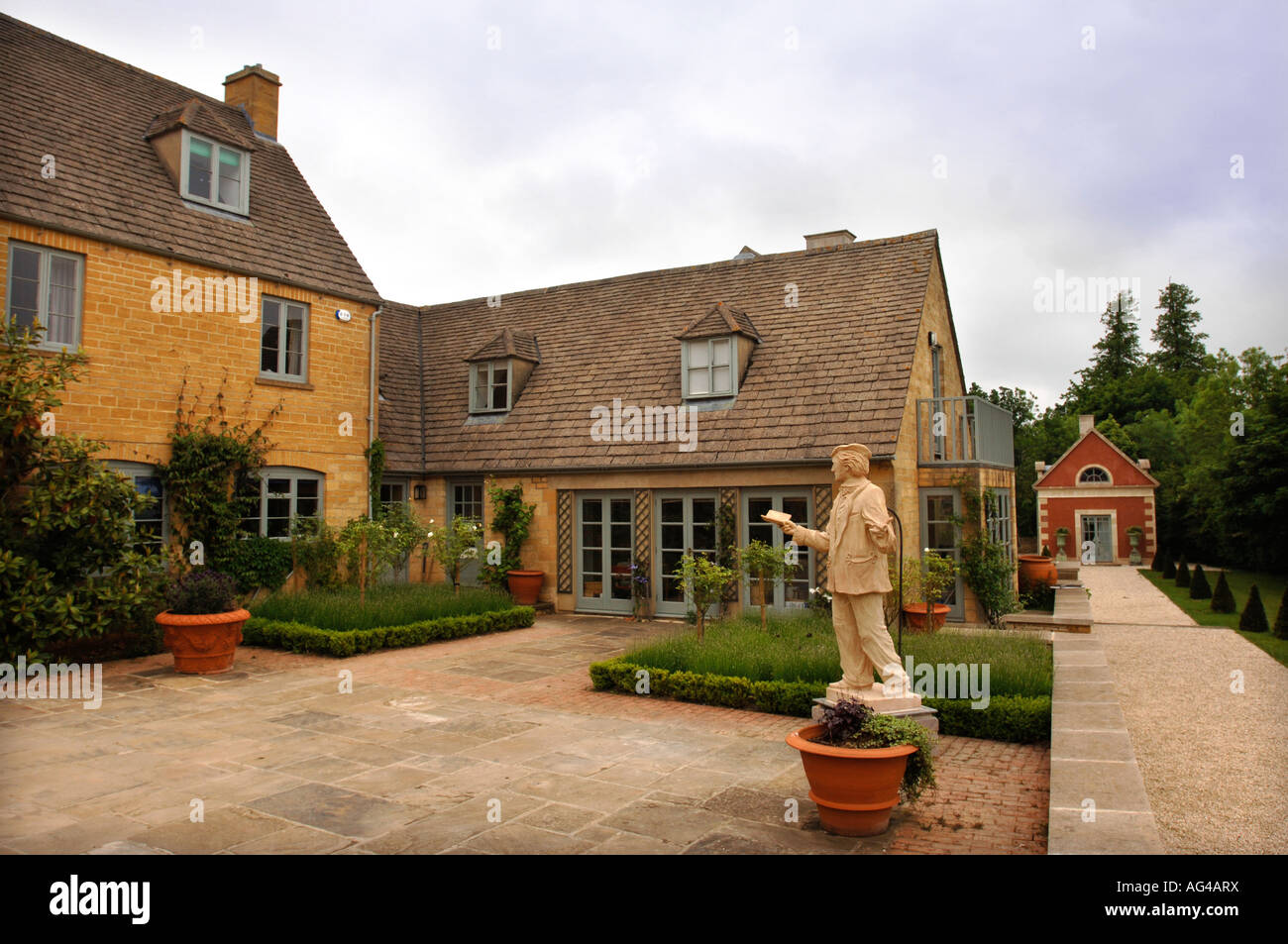 A STATUE OF WAGNER AT LONGBOROUGH FESTIVAL OPERA GLOUCESTERSHIRE UK ...