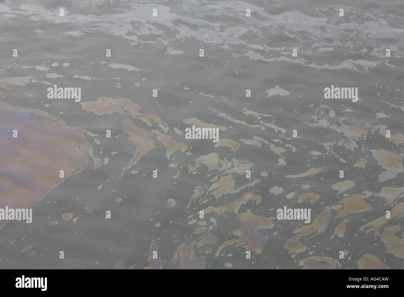 Oil slick hi-res stock photography and images - Alamy